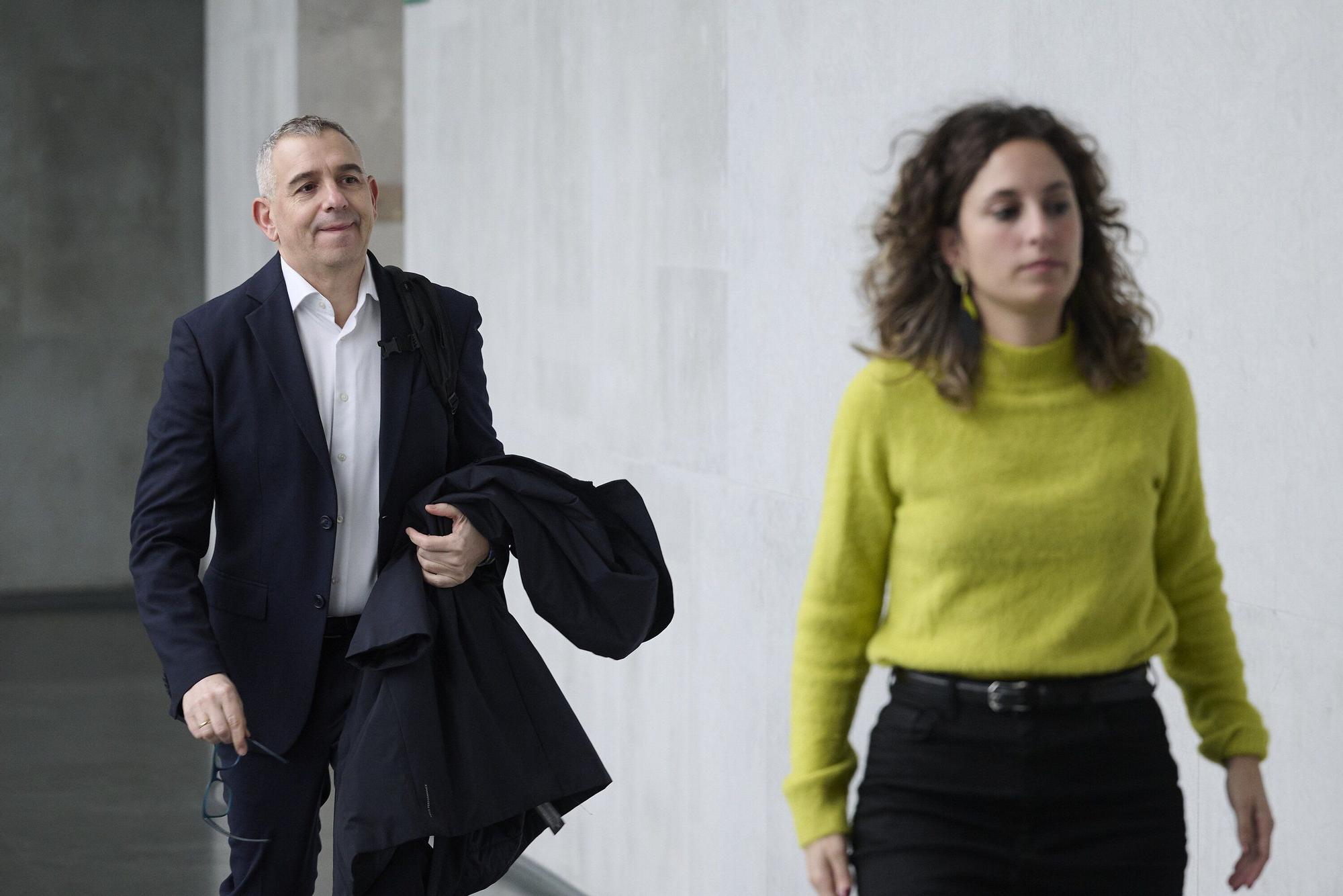 Fotos de la comisión de investigación en la que comparece el director ...
