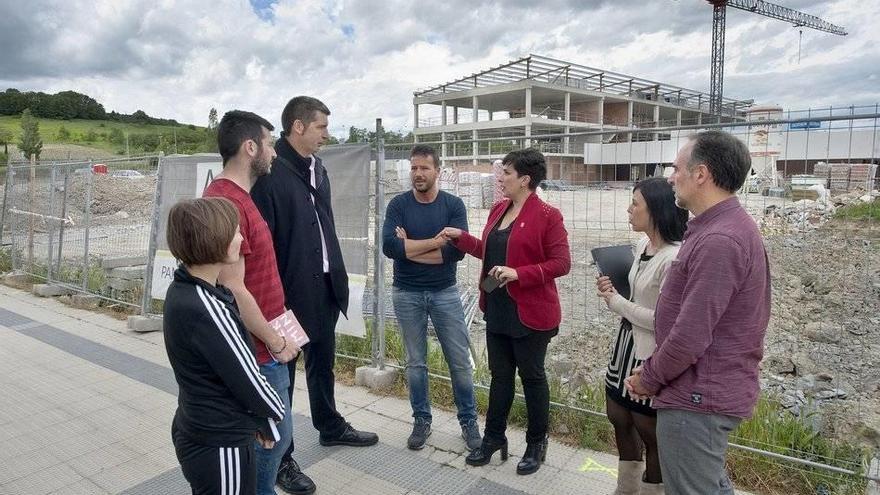 Los problemas económicos de la constructora paran la obra en el colegio de Buztintxuri