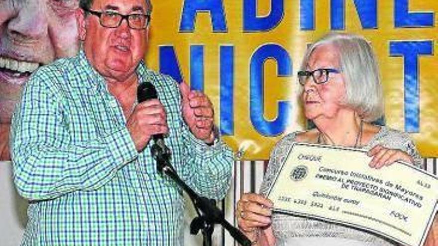 Trapagaran premia al Grupo local de Punto Solidario
