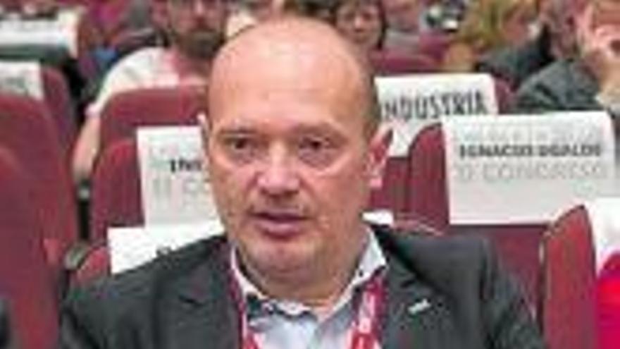 Raúl Villar, en el equipo de Industria de CCOO en Madrid