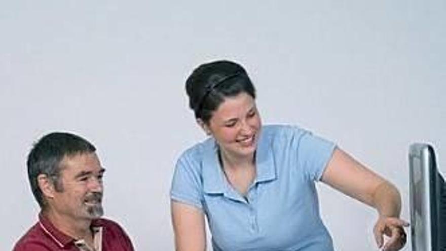 Presentan en España un robot para rehabilitar la movilidad de la mano ...