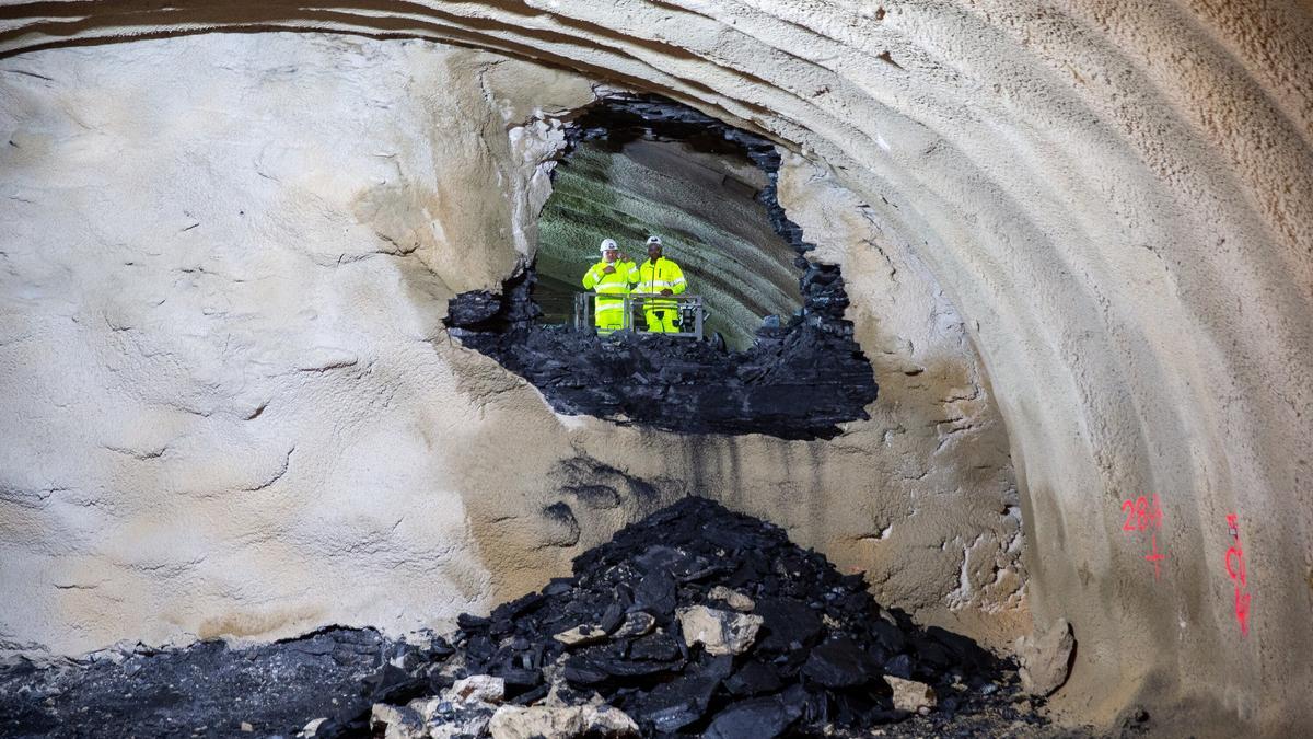 Momento clave en las obras de Belate: las dos bocas del túnel ya están ...