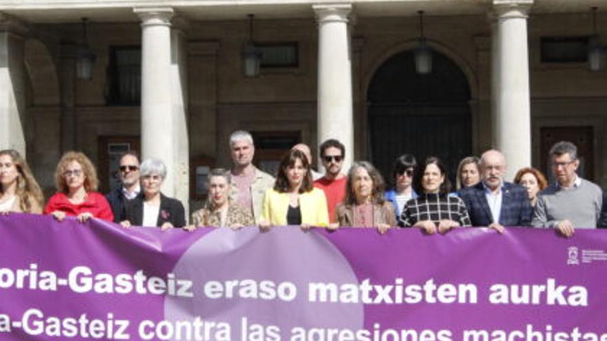 Azken eraso matxista salatzeko bilkura egin dute Gasteizen