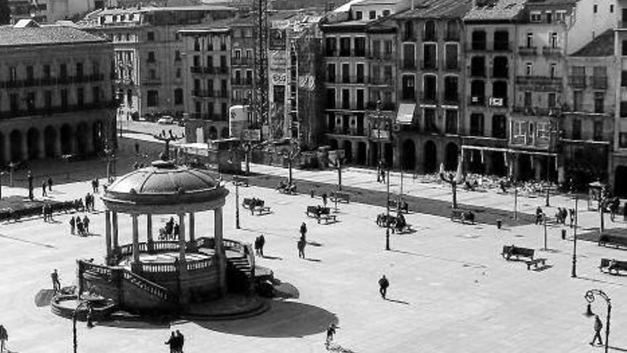Plaza del Castillo desde el Rincón de La Perla, 1873