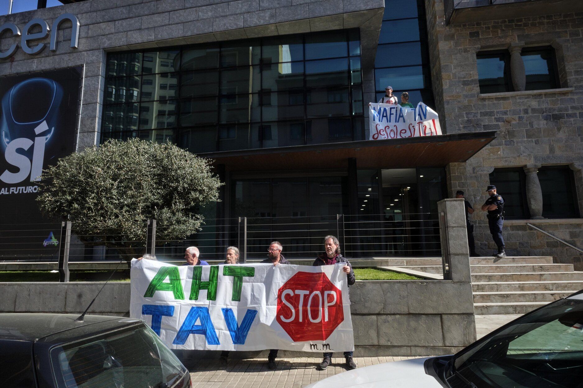 Protesta contra el TAV en la CEN