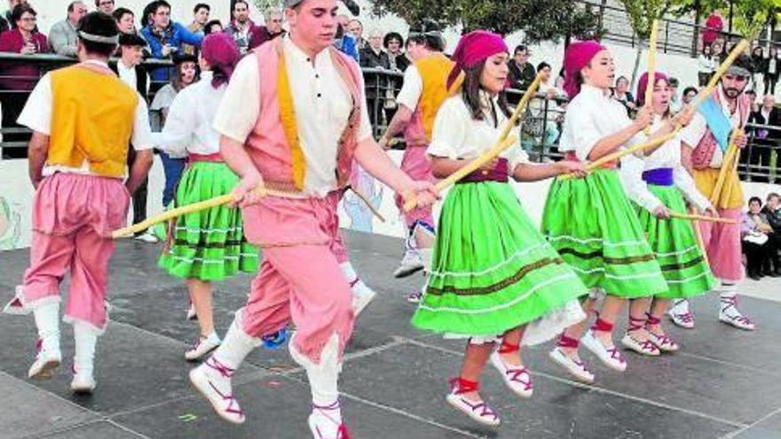 Encuentro de paloteados en Murchante