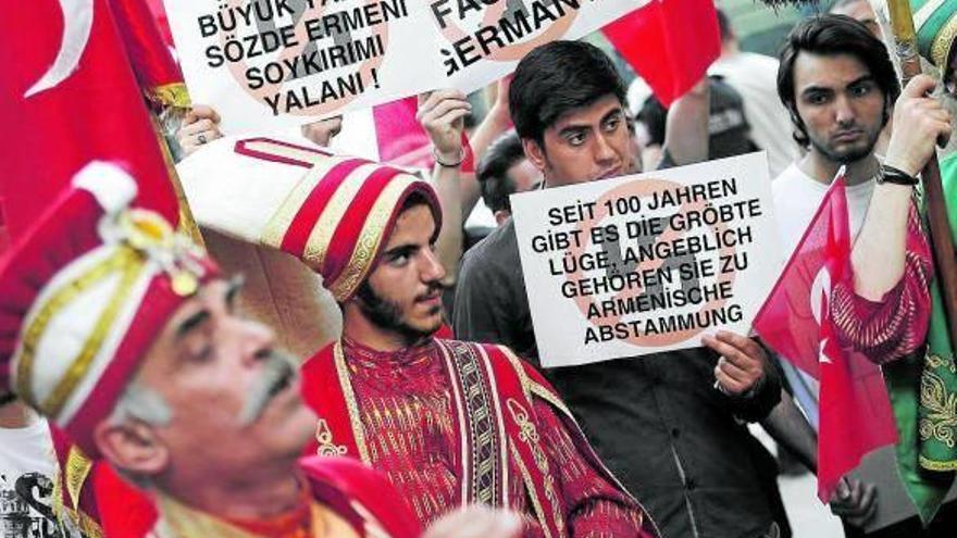 Turquía se planta por la “ofensa alemana”