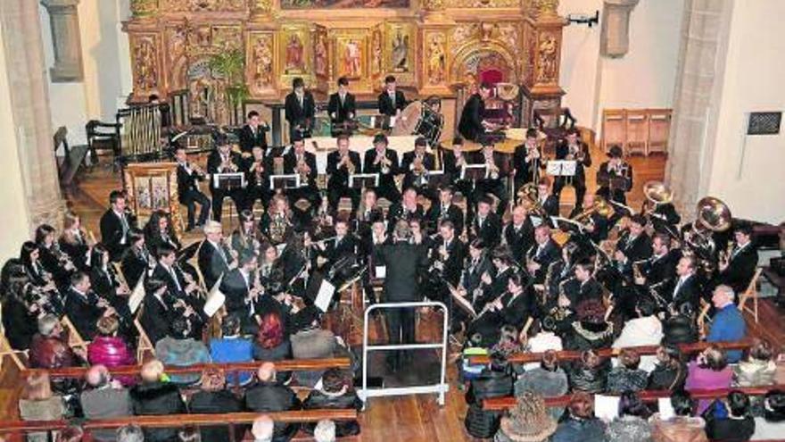 La Tafallesa celebra a Santa Cecilia