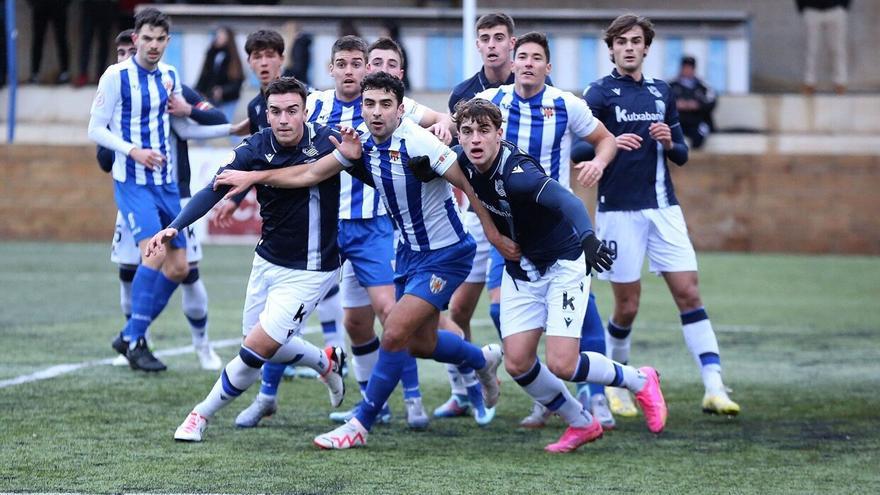 El Izarra celebra su centenario con un empate
