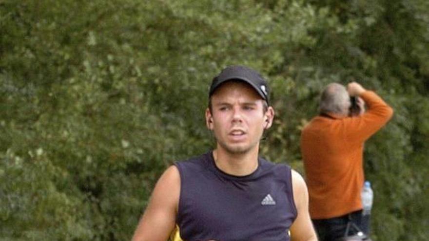 Achacan a Lubitz problemas de visión y de estrés