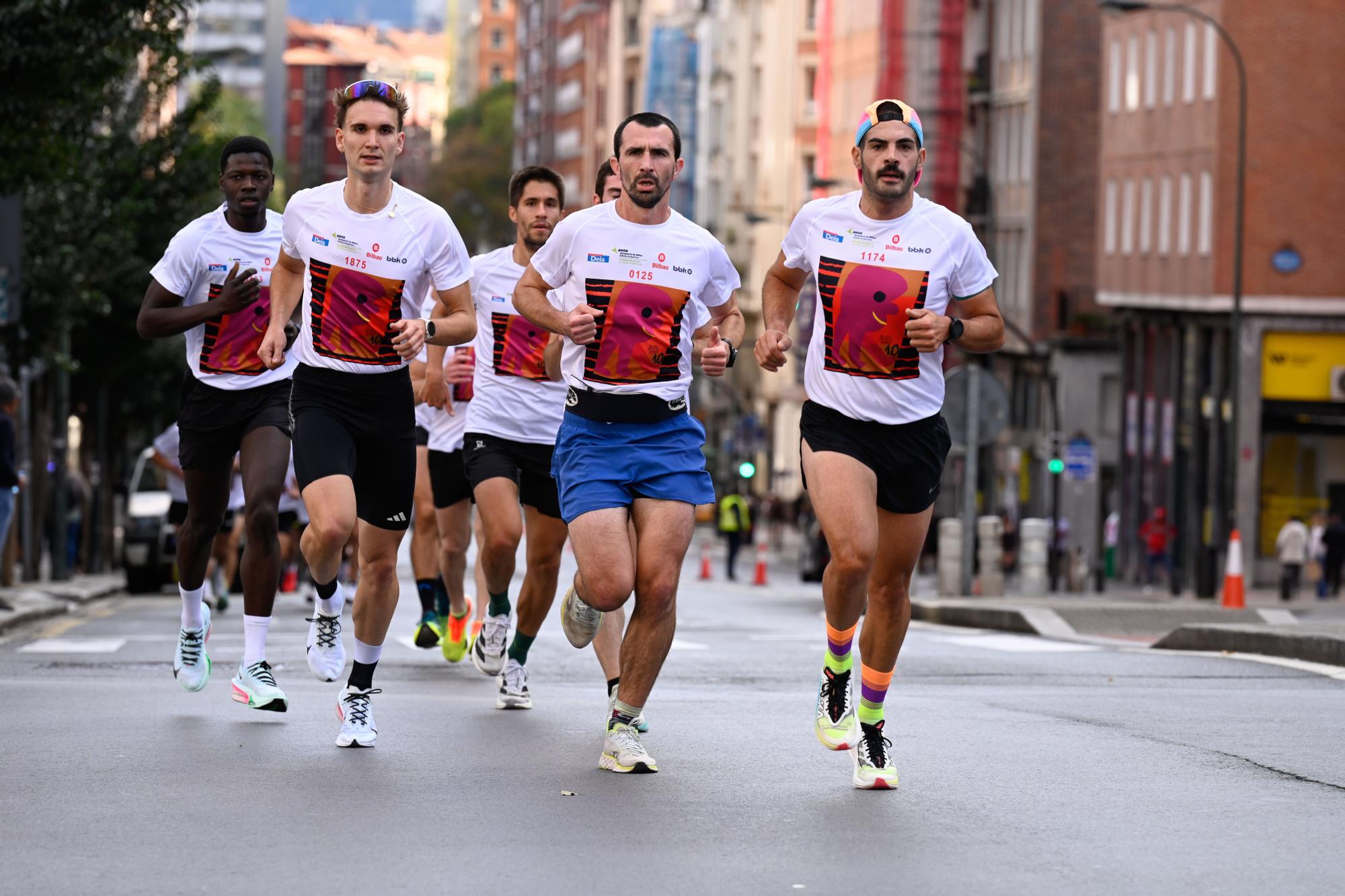 En imágenes: la Herri Krosa reúne a 9.147 participantes en Bilbao