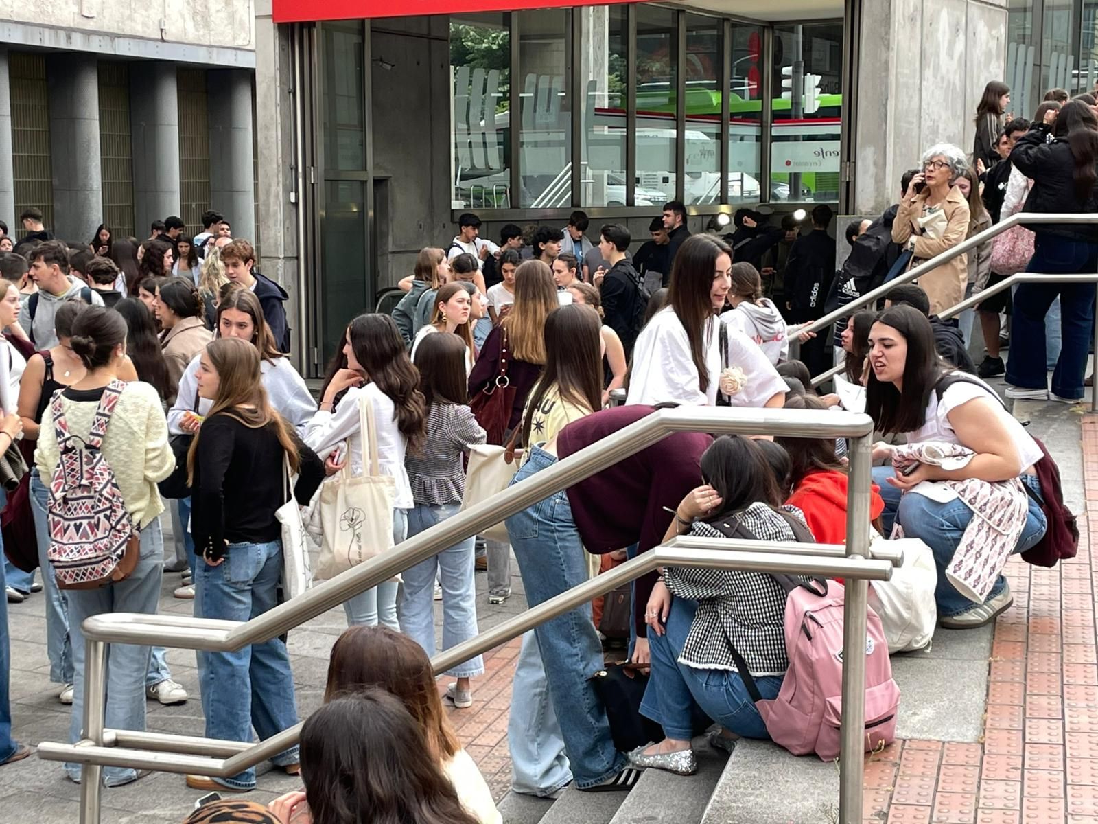 En imágenes: Miles de estudiantes se presentan a selectividad en Bizkaia