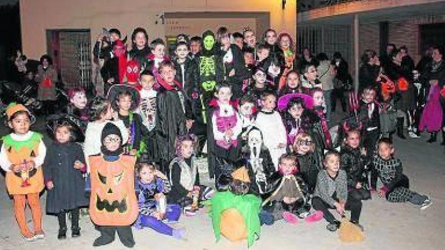 Los más pequeños disfrutaron de la noche más terrorífica del año
