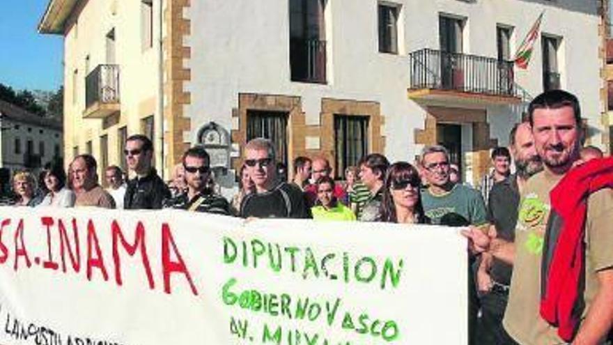 La Diputación de Bizkaia ofrece a la plantilla de Inama una salida para ...