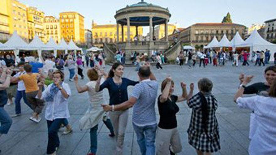 La semana que viene regresan los bailables de txistu y gaita a la Plaza del Castillo