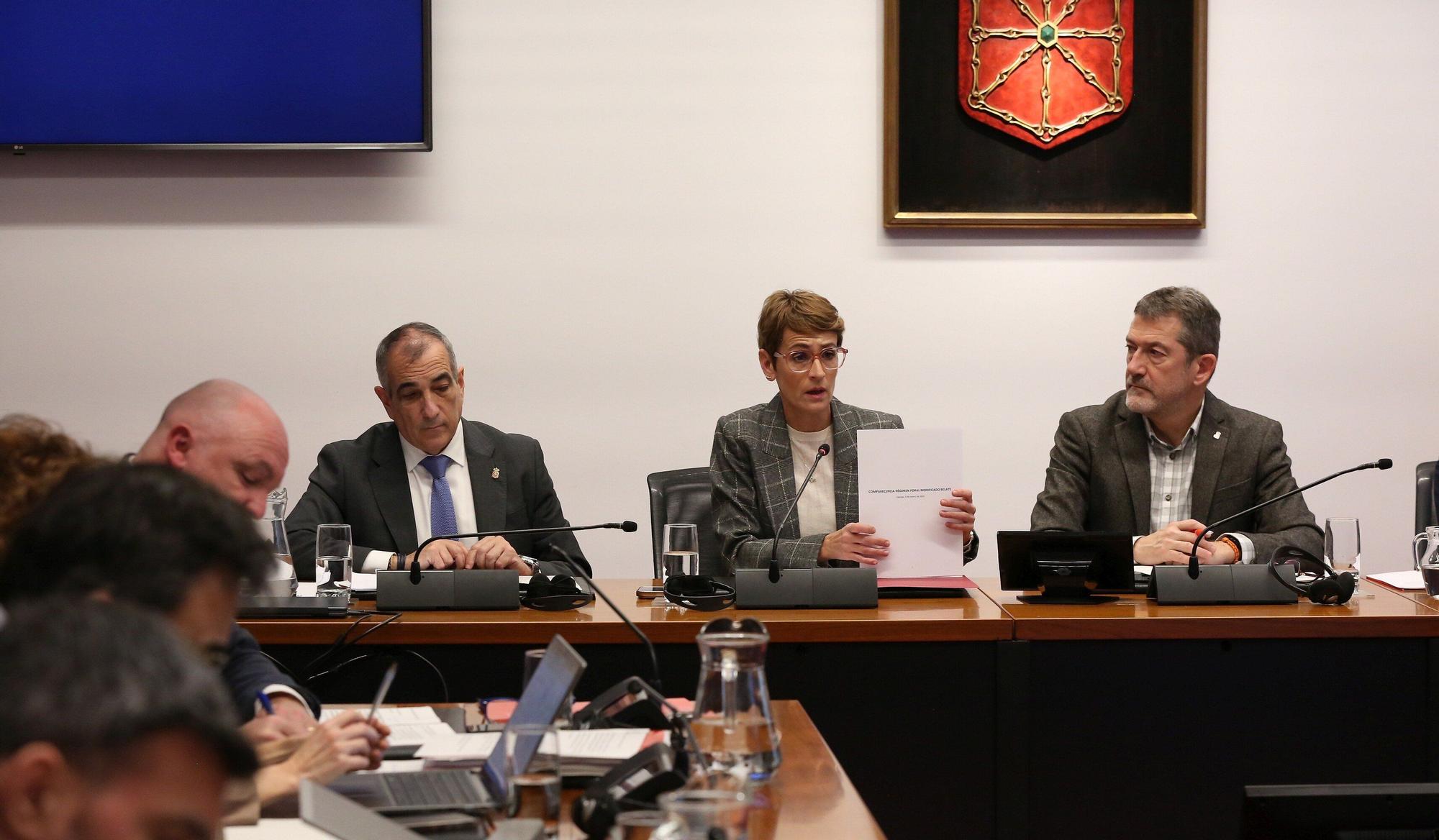 EN FOTOS | María Chivite comparece para explicar la situación de la ...