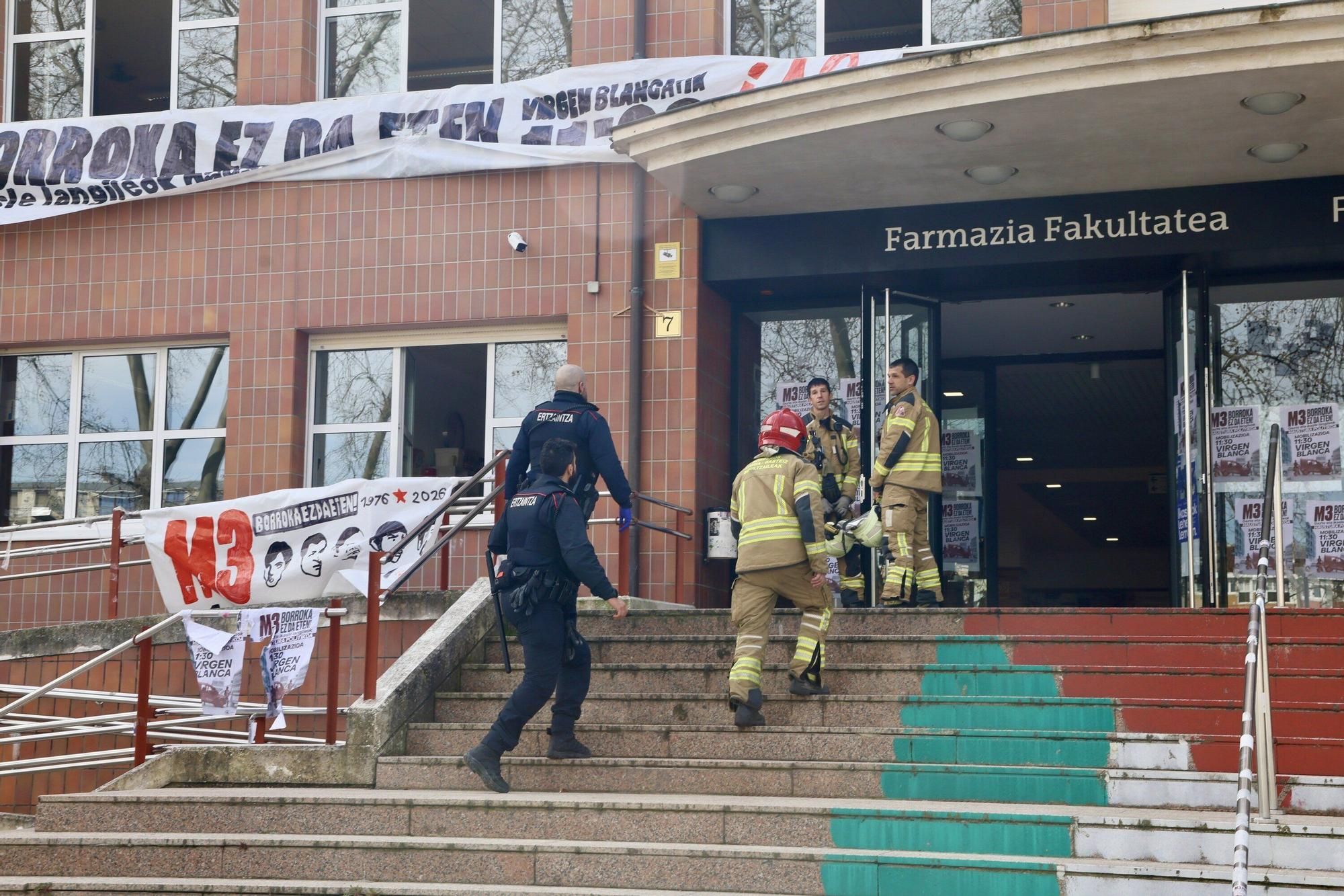 En imágenes: Susto en el campus de la EHU en Vitoria