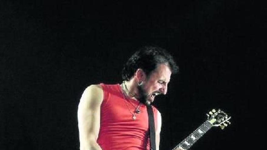 Y la 'luna hiena' aulló de nuevo