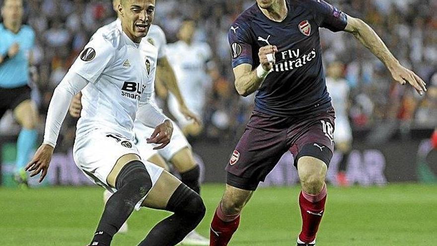 Monreal ya es de la Real y será presentado mañana