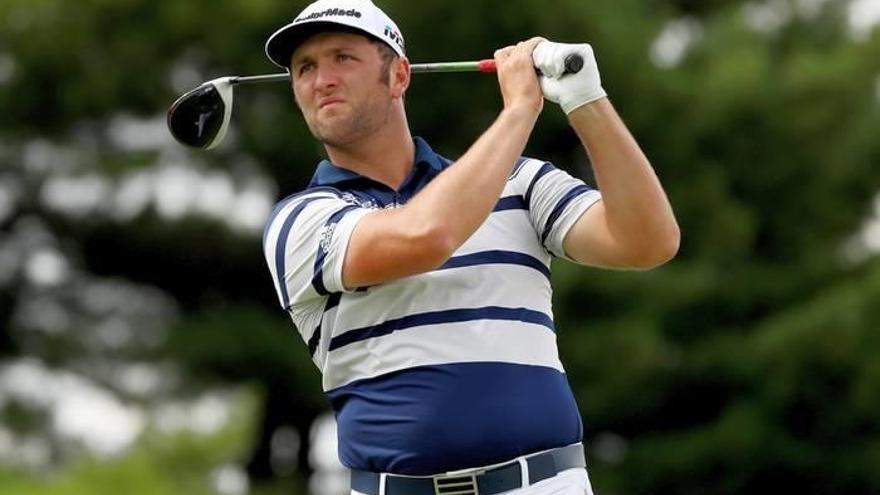 Jon Rahm arranca con mucha fuerza en el WGC de Akron
