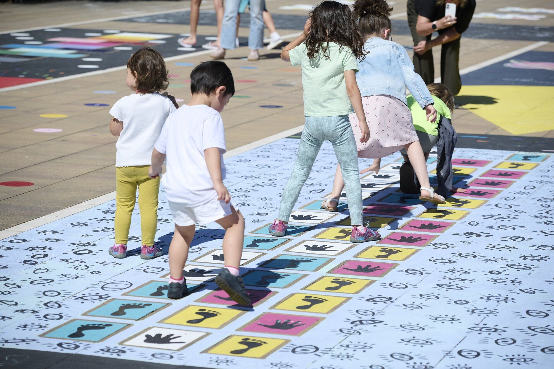 El proyecto artístico ‘Plaza Viva’ que renueva Ansoáin