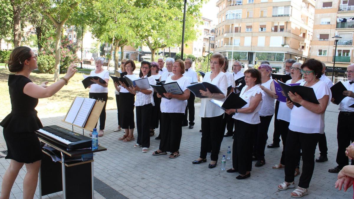 Las personas mayores reivindican en Tudela sus derechos y un buen trato