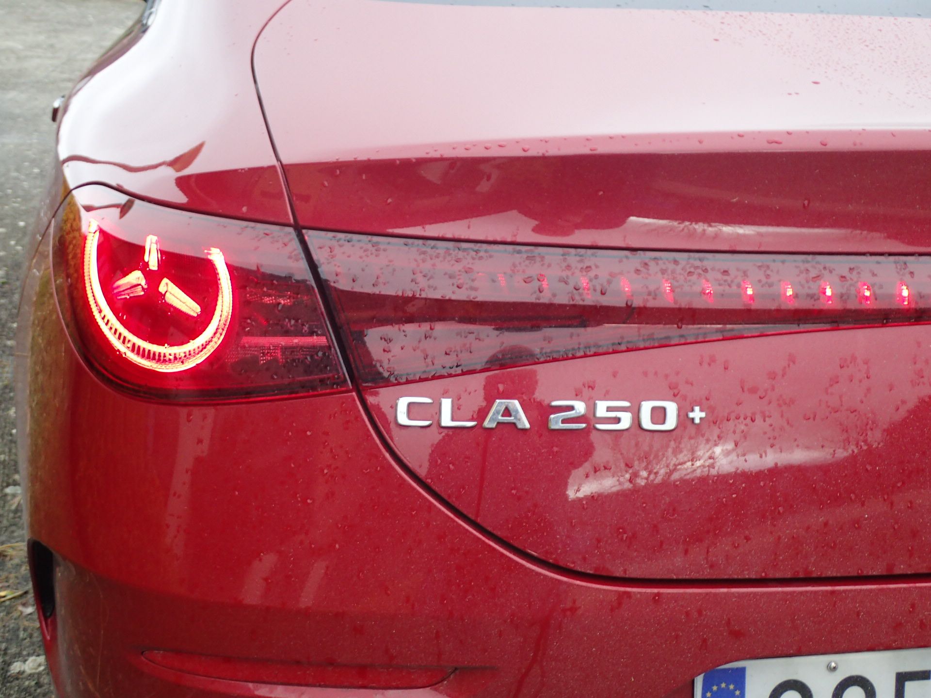 Mercedes-Benz CLA EQ 250+