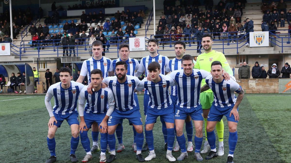 Estella-Lizarra vive una gran jornada de fútbol en el centenario del Izarra