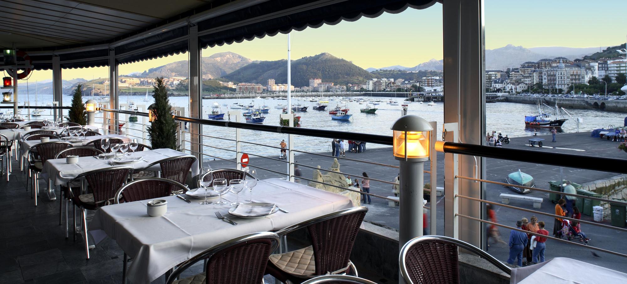 Restaurante El Puerto: maestría en pescados asados en Castro Urdiales