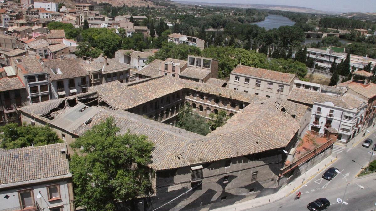 Los achaques del edificio de Sementales de Tudela