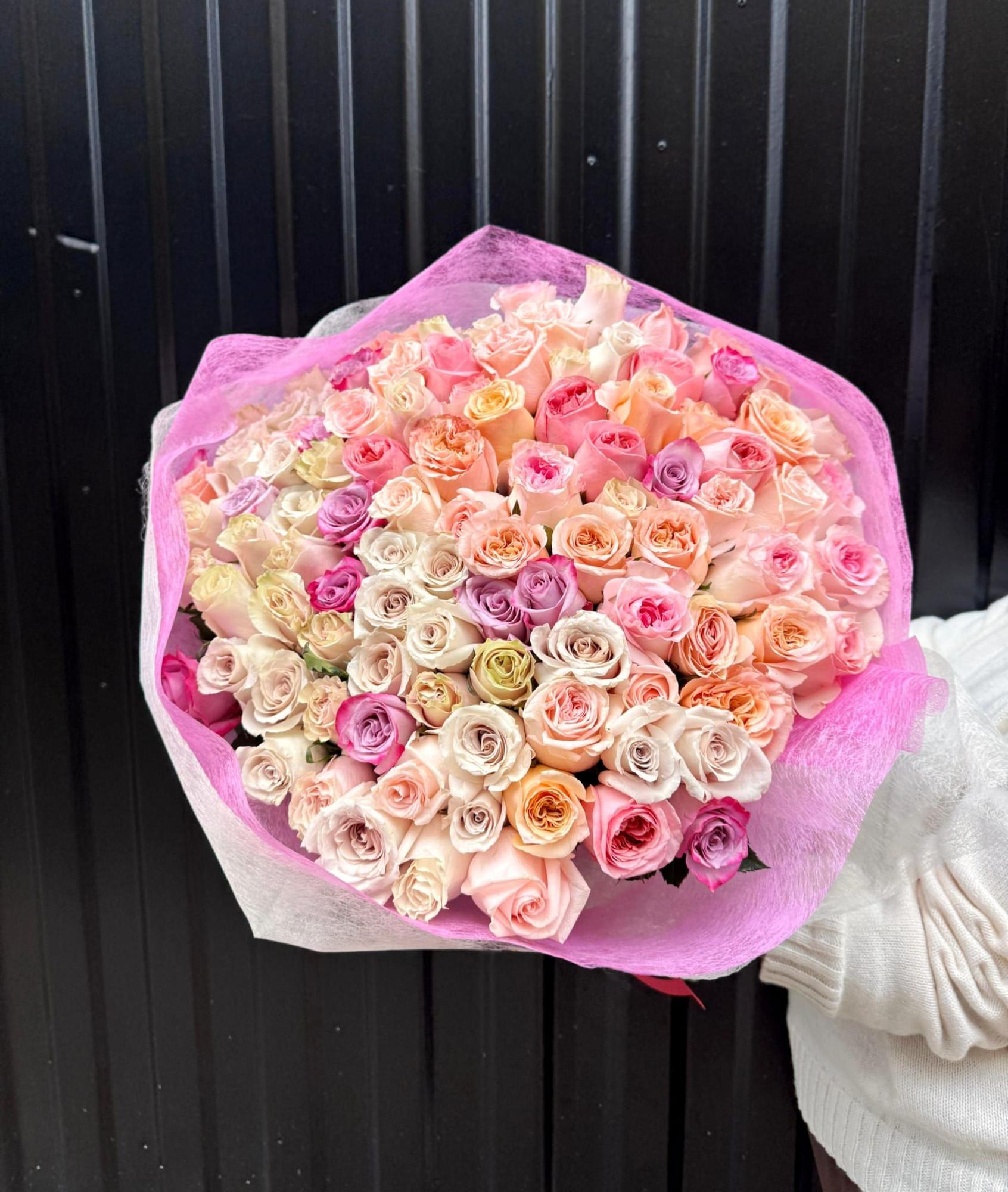 Artesanía | Veinte años dedicados al arte floral: Mil Rosas, mucho más ...