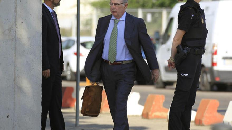 La Audiencia de Madrid ordena reabrir la causa por blanqueo contra Rato