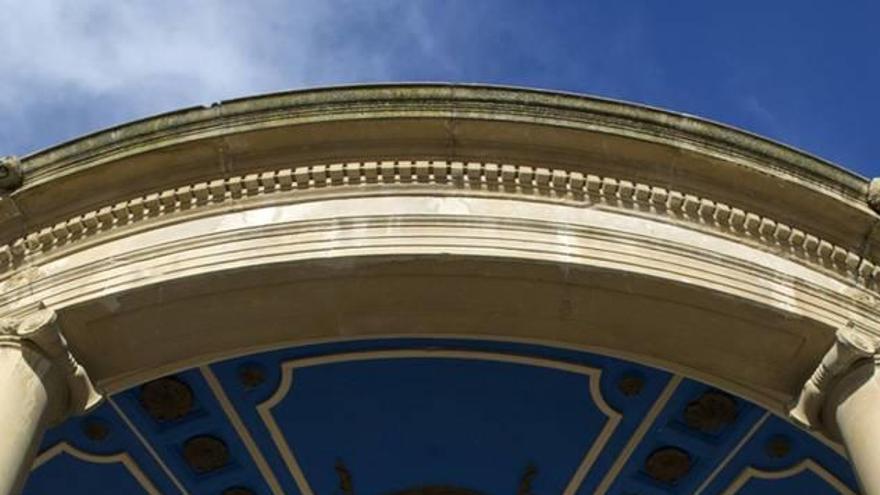 "Ya me han avisado de que la vida en la Casa Consistorial a veces es dura"